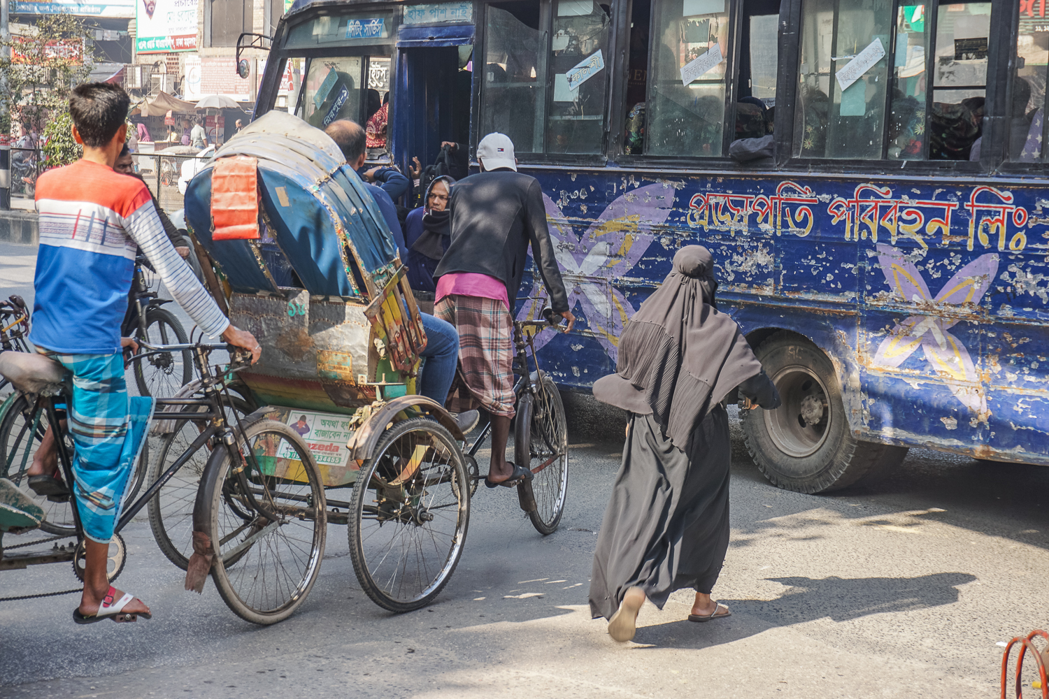 Catch That Bus | The Camerist's Collection